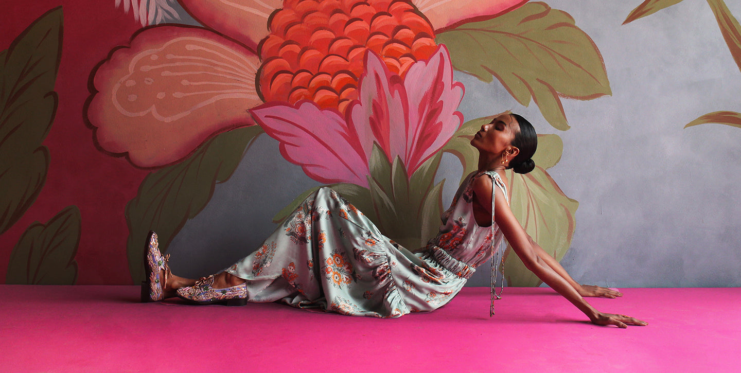 Women's Modern Clothing for a Life in Motion – SiSa